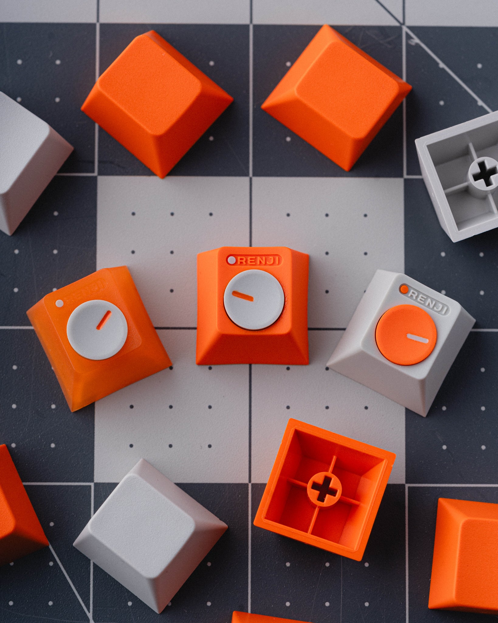 Orenji Resin Keycap – Omnitype®
