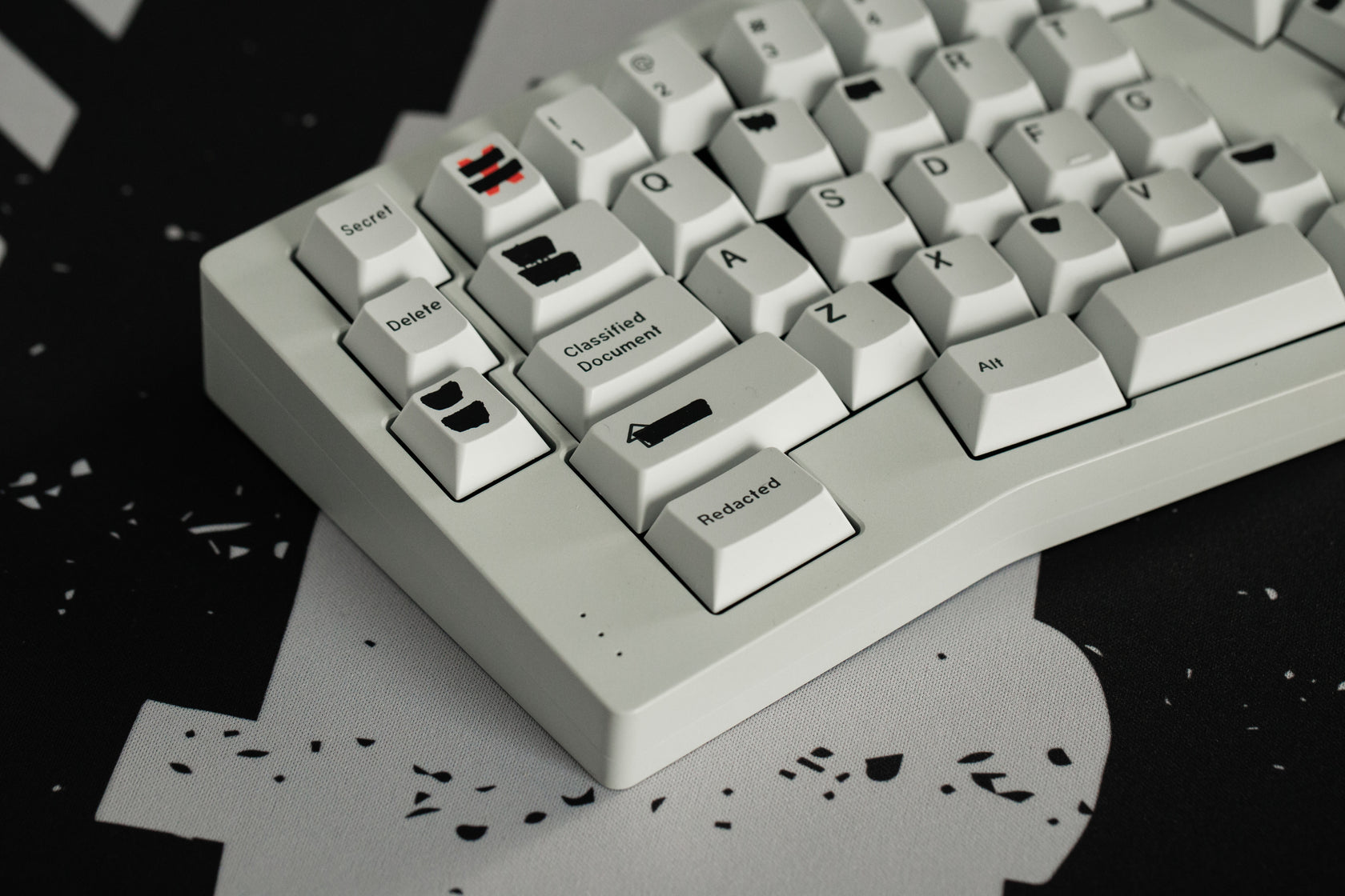 GMK Redacted® (CYL) – Omnitype®