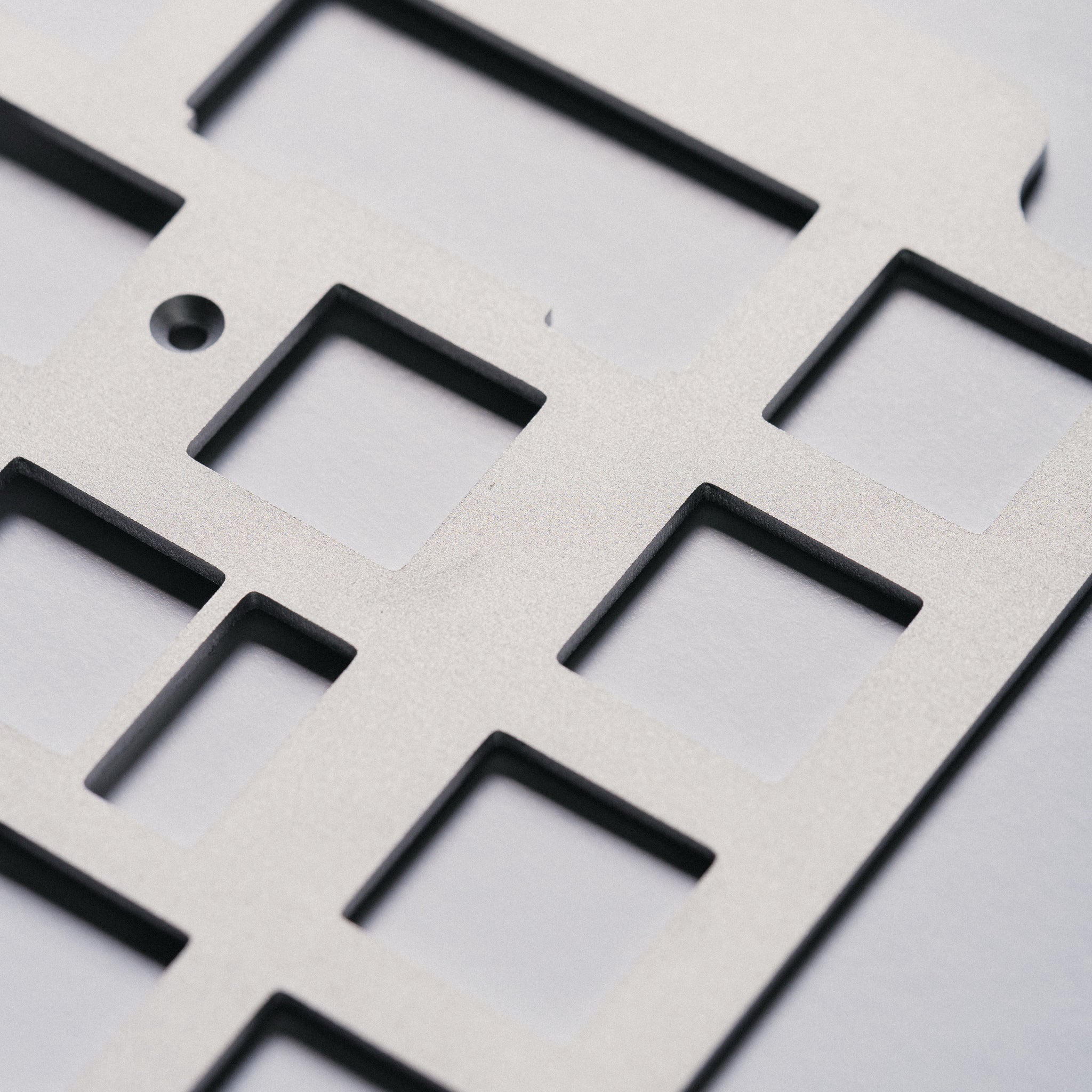 Bauer Lite Plate – Omnitype®